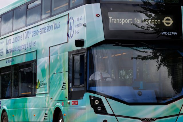 London reaches major milestone with more than 1,000 zero emission buses ...
